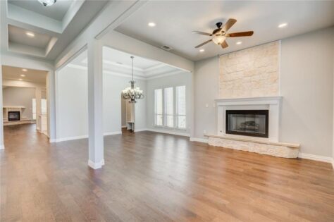 Cobble Austin Stone Residential Int | Texas Stone Designs, Inc.