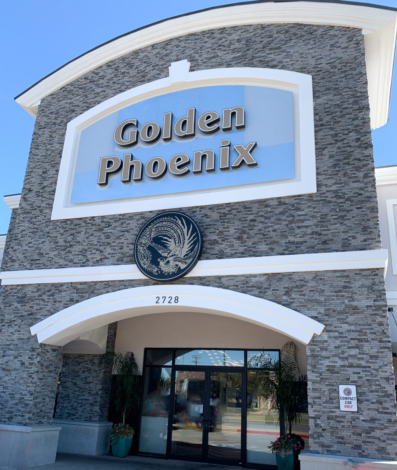 Graphite Luxroc Commercial Exterior - Texas Stone Designs